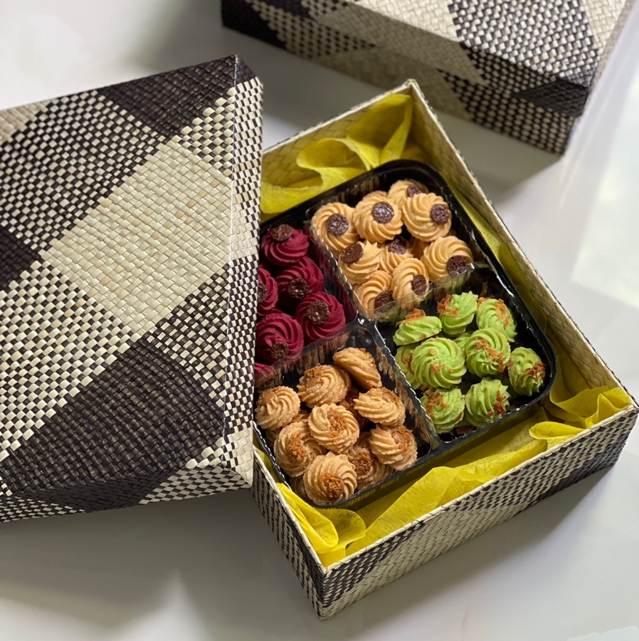 Embun Embun. Handwoven Mengkuang Box Medium