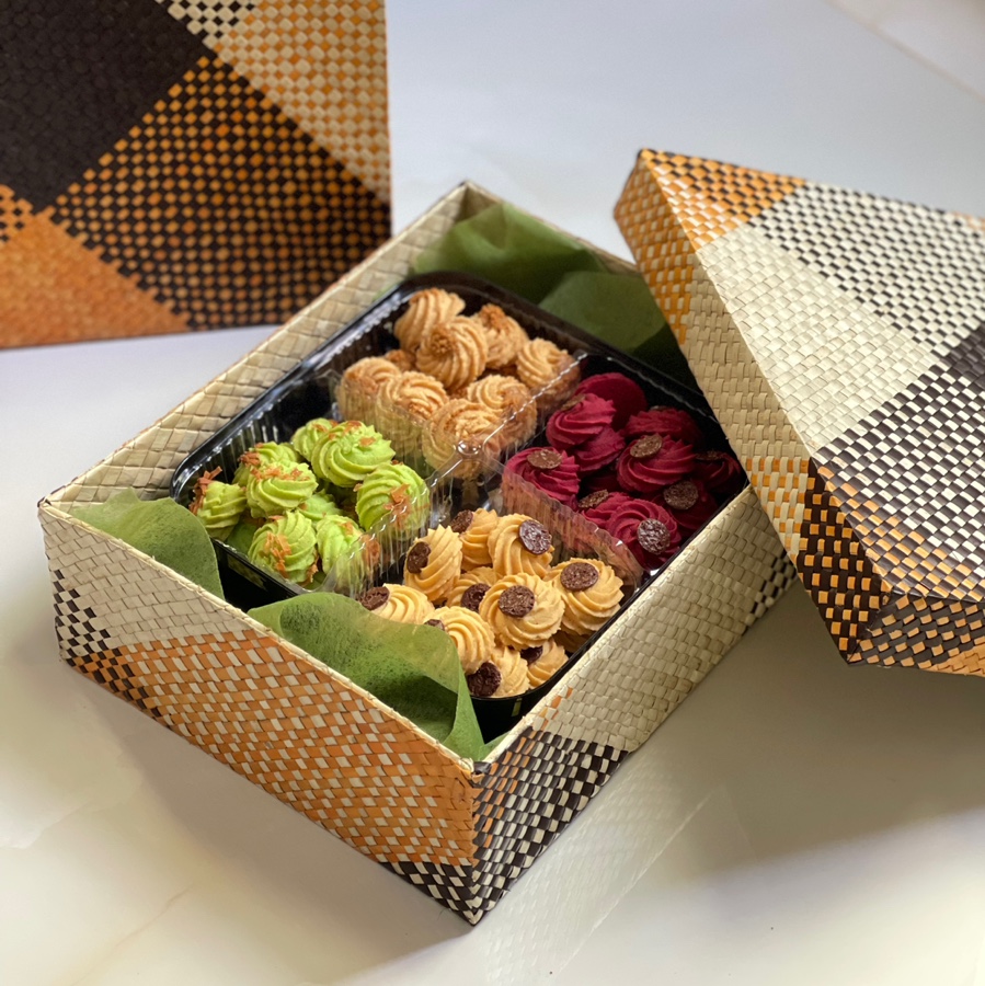 Embun Embun. Handwoven Mengkuang Box Medium