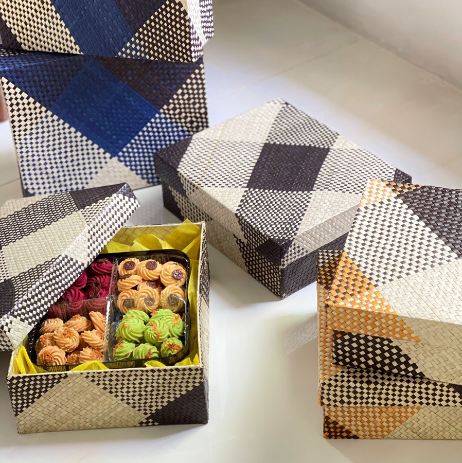 Embun Embun. Handwoven Mengkuang Box Medium